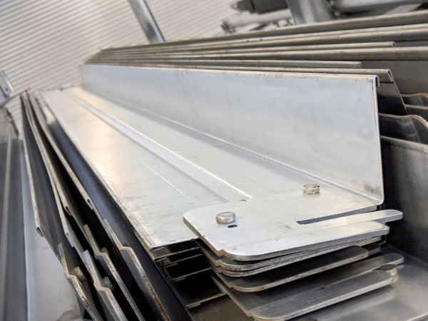 Toeboards (L-Shaped) - Ringlock Scaffolding - Metallink